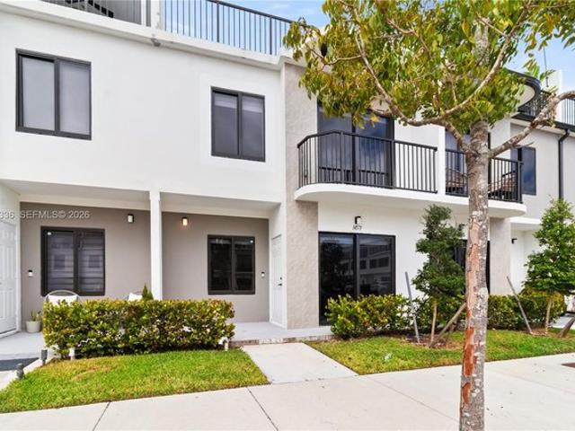 14571 SW 261st St, Homestead, FL 33032