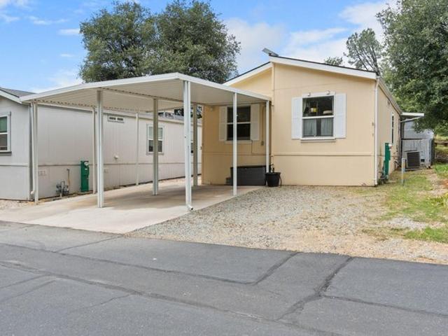 14578 Bass Dr, Redding, CA 96003