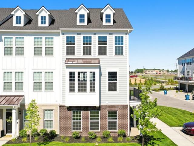 14579 Elsmere Ln, Carmel, IN 46074