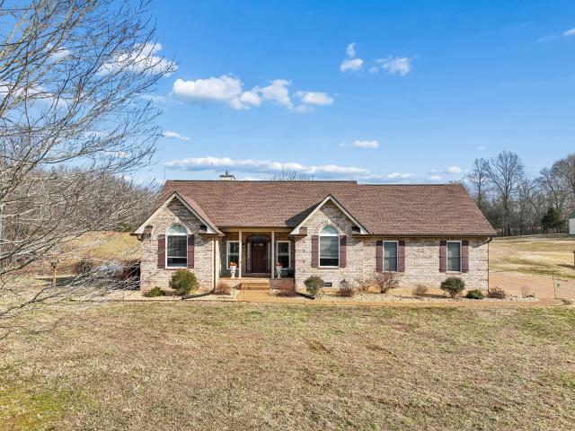 1457 Absher Branch Rd, Westmoreland, TN 37186 | Compass