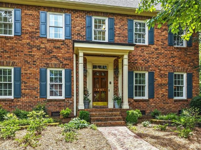 1457 Ridgemere Lane