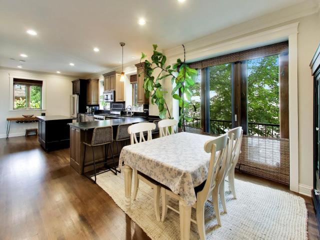 1457 W Fletcher Street # 1