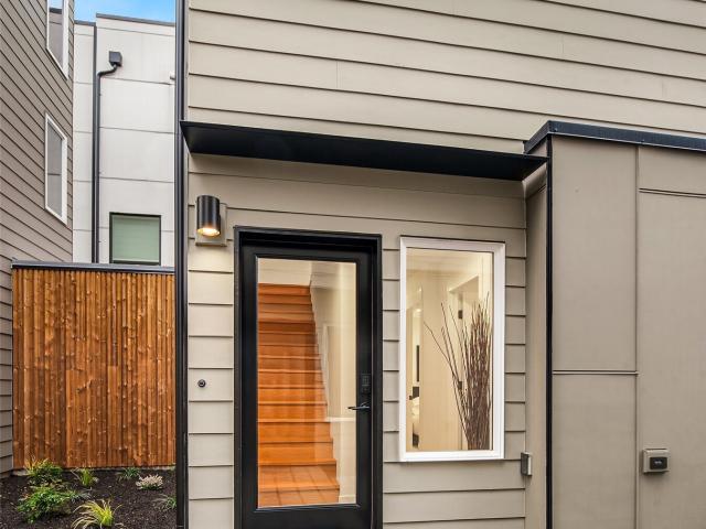 1457 22nd Ave, Unit A, Seattle, WA 98122 | MLS #2519