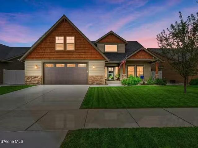 1458 N BRADY ST, POST FALLS, ID 83854 Single Family Residence.