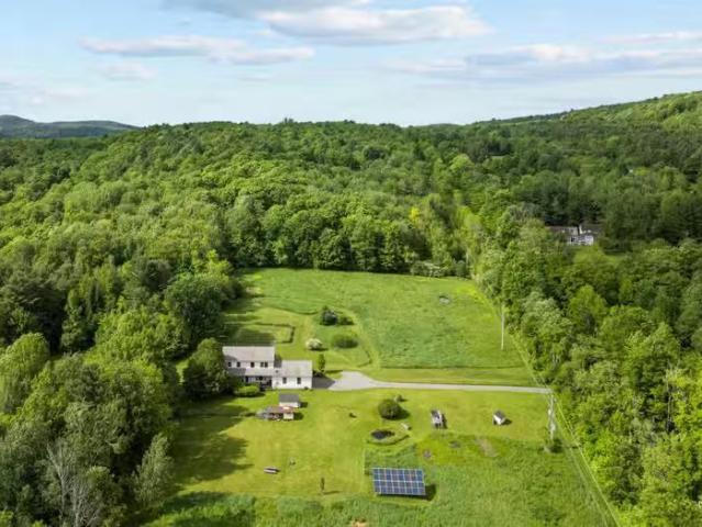 1458 OLD STAGE RD, WESTFORD, VT 05494 Single Family Residence.