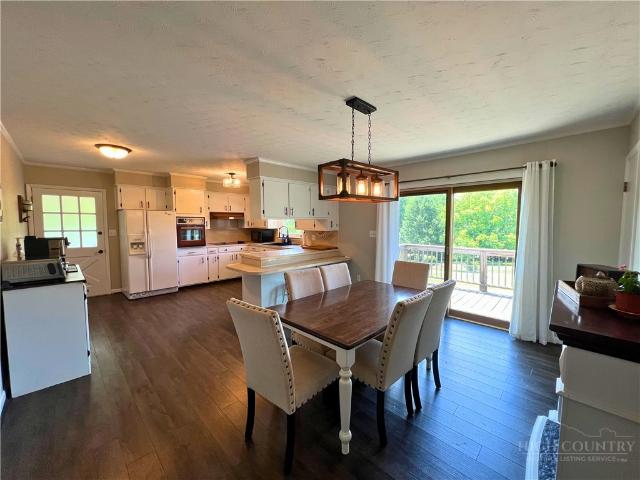 1458 Cartpath Road