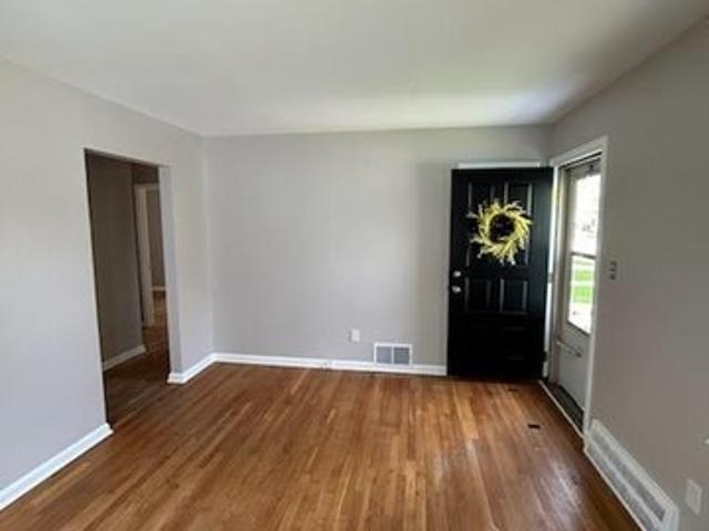 1458 Chapin Ave, Birmingham, MI 48009