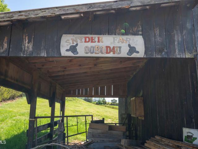 1458 Dry Hill Road