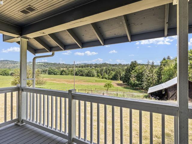 1458 stearns ln
