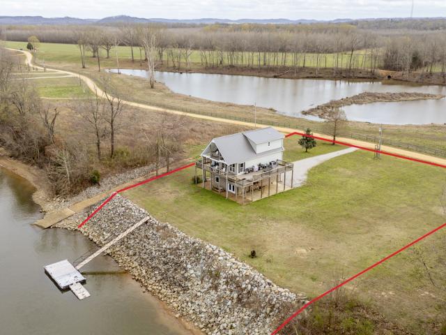 1458 Scenic Ln