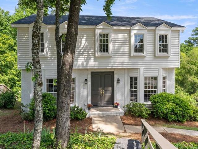 1458 Shades Crest Rd, Hoover, AL 35226