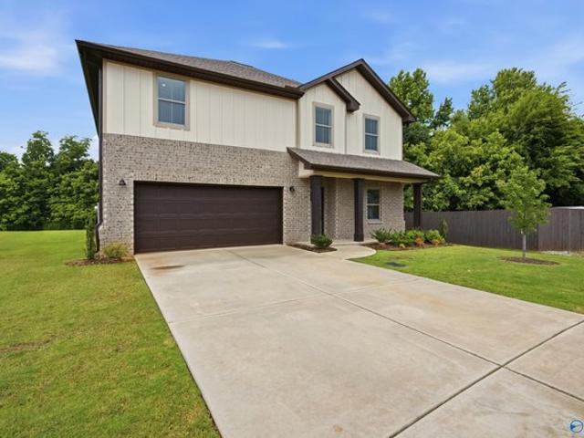 14593 Mountain Stream Dr, Athens, AL 35613