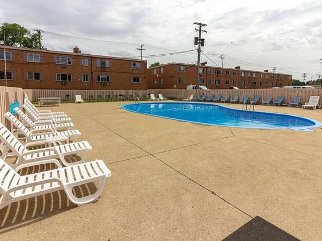 14590 Lorain Ave, Cleveland, OH 44111