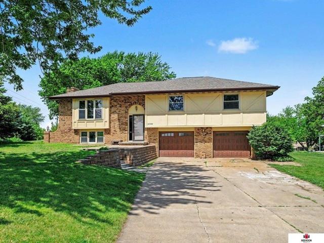 14500 Elder Cir, Plattsmouth, NE 68048