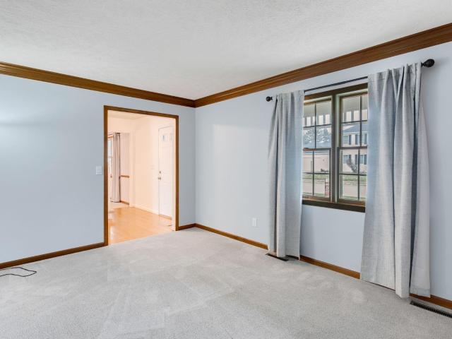 14500 Skybreeze Dr, Granger, IN 46530 | MLS #202607 | Compass