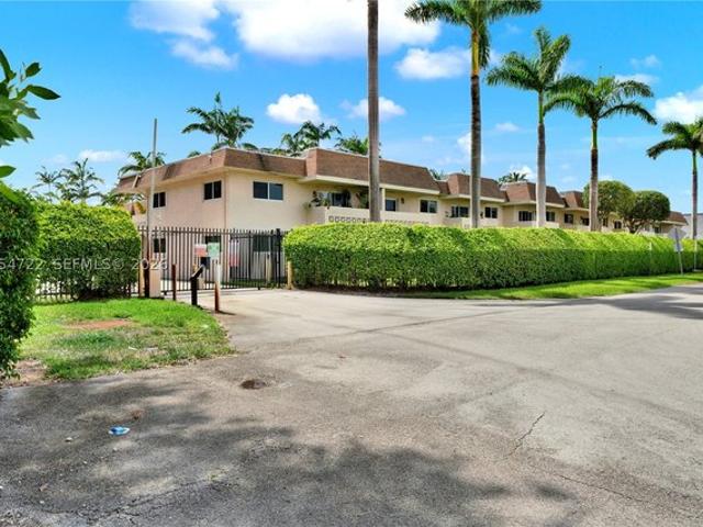 14500 SW 88th Ave Apt 217, Palmetto Bay, FL 33176