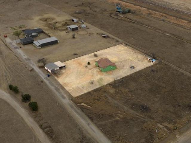 14501 White Tail Ave, Amarillo, TX 79124