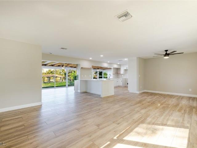 14502 Riverside Dr, Fort Myers, FL