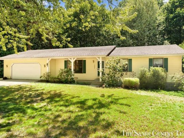 14504 Cameron Ct, Grand Haven, MI 49417