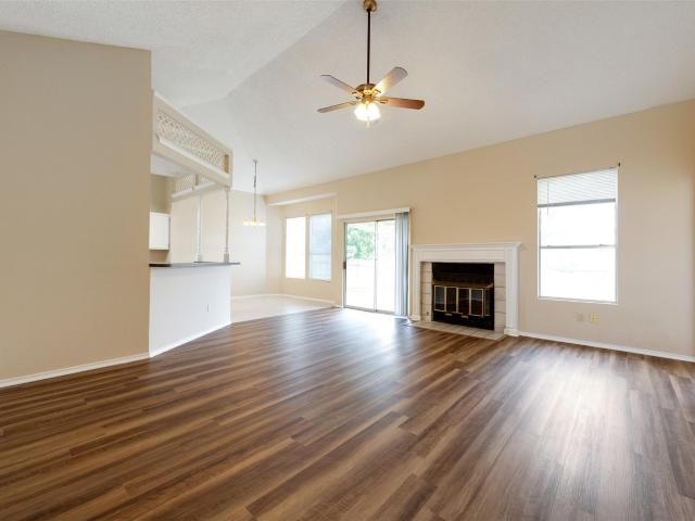 14504 Sandy Side Dr