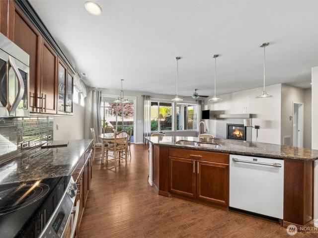 14509 Knoll Park Dr E, Bonney Lake, WA 98391 | MLS #2499