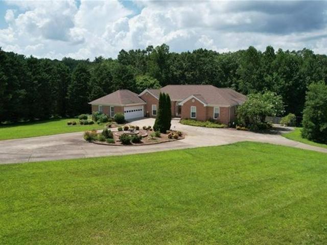 1450 Matthews Rd, Jasper, GA 30143
