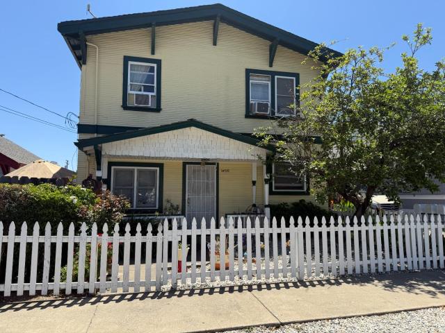1450 Benton Street
