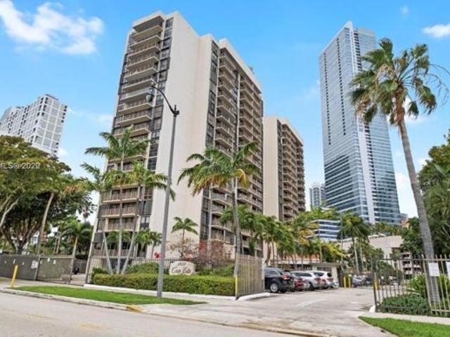 1450 Brickell Bay Dr #415 Miami, FL 33131