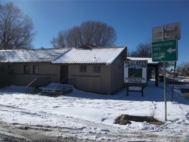 1450 Grand Avenue