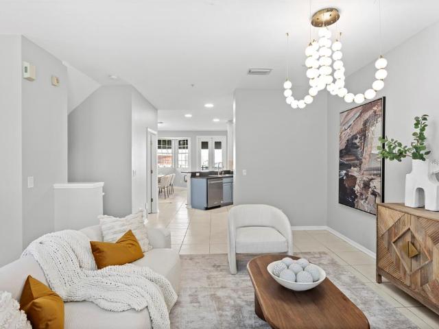 1450 Harbour Walk Rd, Tampa, FL 33602 | MLS #TB8495 | Compass
