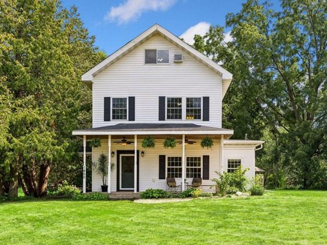 1450 Ripley Ave, Maplewood, MN 55109