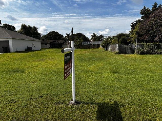 1450 SW Del Rio Blvd, Port Saint Lucie, FL 34953