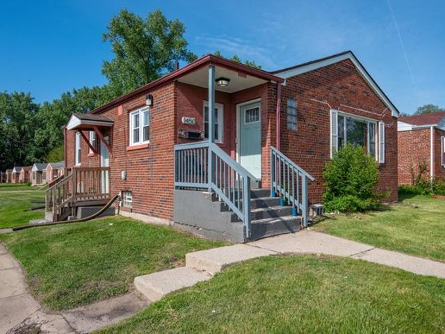 1450 W 35th Ave, Gary, IN 46408