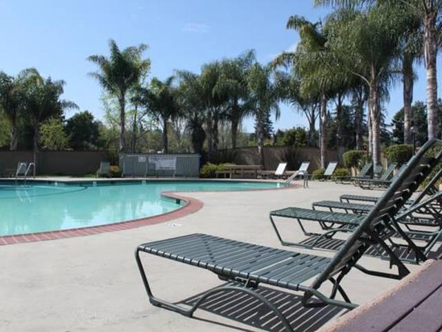 $1450 / 1br 560ft² 1x1 From $1,450.