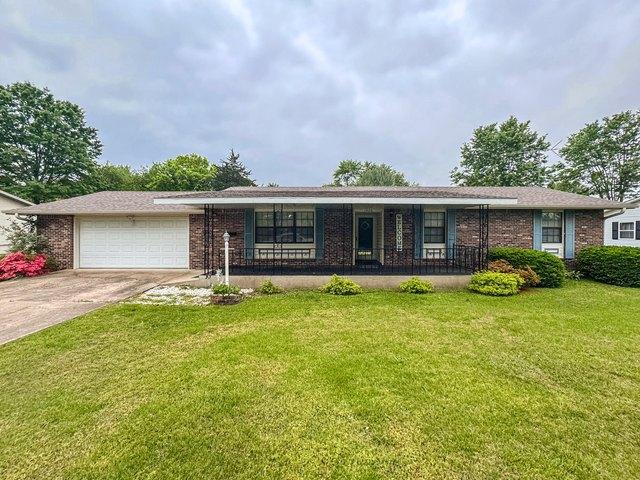 1450 4th St, West Plains, MO 65775