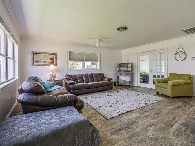 1450 5th Ave, Vero Beach, FL 32960 | MLS #292587