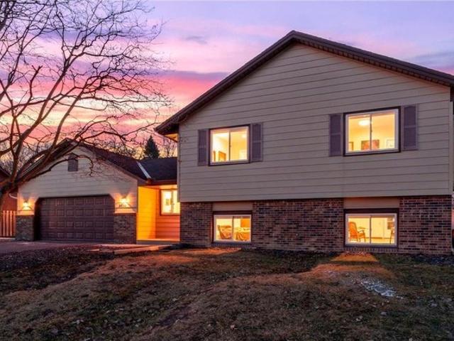 14510 Wellington Rd, Minnetonka, MN 55391