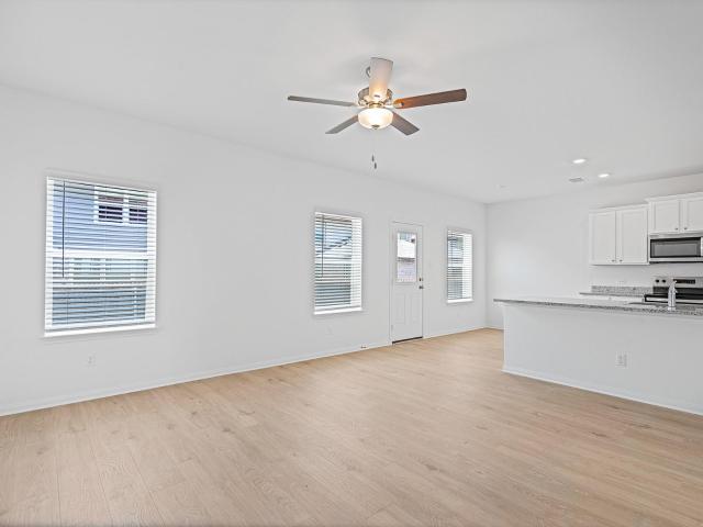 14512 Wahlbergs Way
