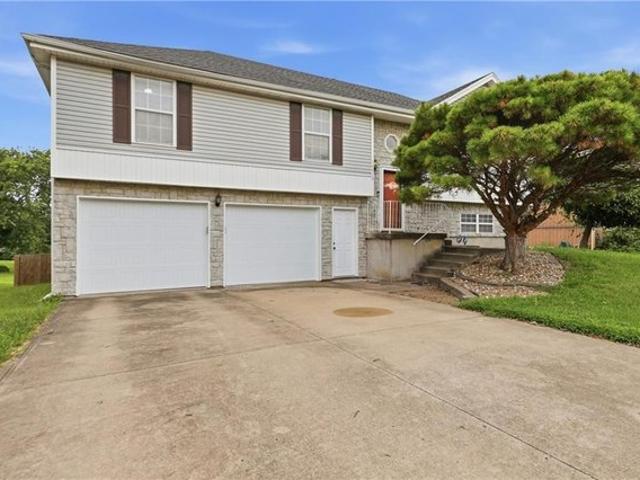 14512 Bristol Ave, Grandview, MO 64030