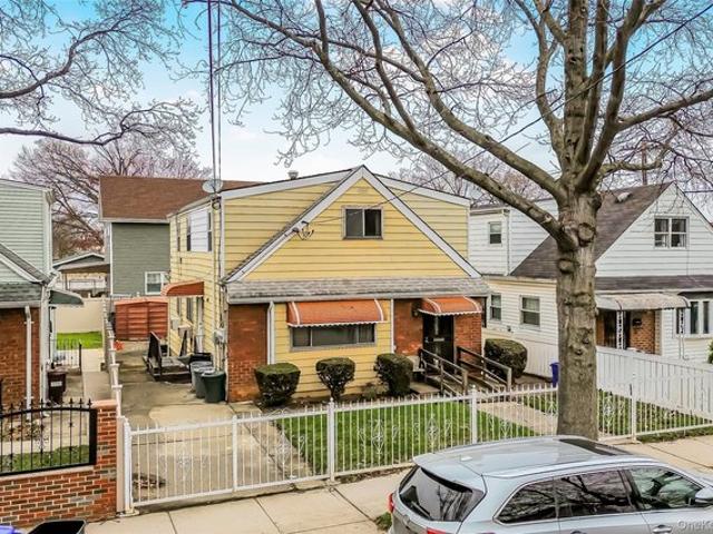 14515 th Ave, Jamaica, NY 11436