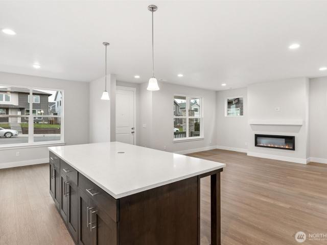 14519 th Avenue E # 903