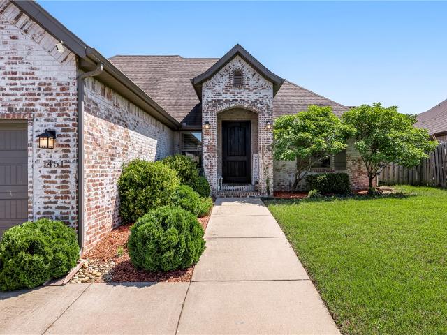 1451 Abbey Lane
