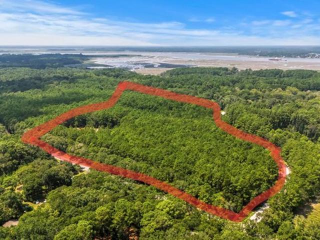 1451 Bears Bluff Rd, Wadmalaw Island, SC 29487