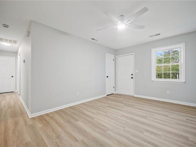 1451 Glendale AVE