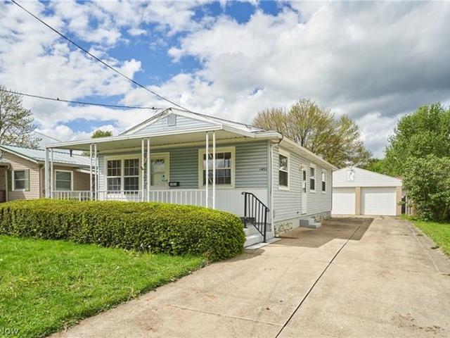 1451 Grand Blvd, Barberton, OH 44203