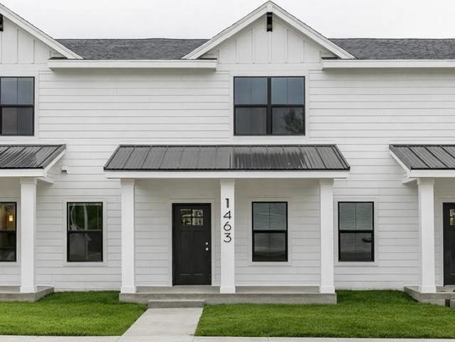 1451 High Rd, Norwalk, IA 50211