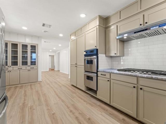 1451 Parker St, Baton Rouge, LA 70808