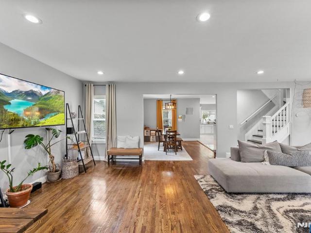 1451 Stanley Terrace