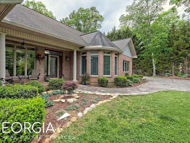 1451 Sutton Cove Rd, Hiawassee, GA 30546