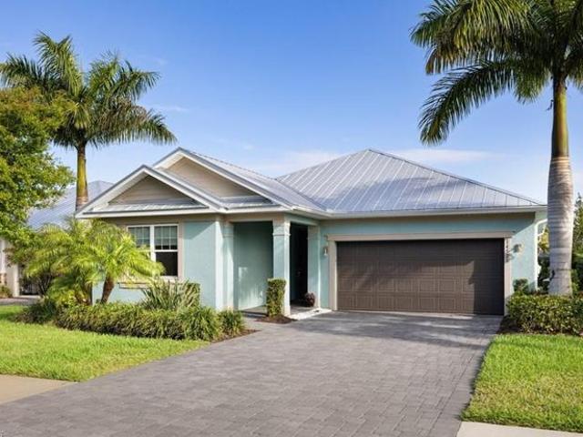 14520 Topsail Dr, Naples, FL 34114